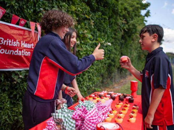 Duke of Edinburgh’s Award volunteering with BHF - BHF