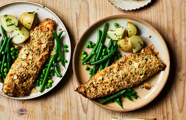 Trout fillets with an almond crust - BHF