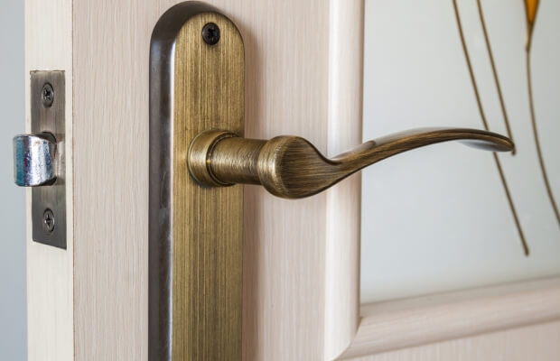 6 cost-effective ways to keep the heat in | BHF - BHF