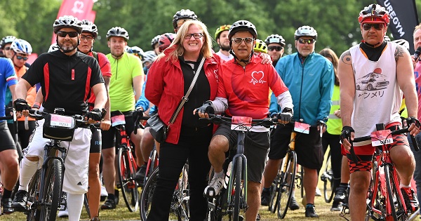 Thousands cycle the London to Brighton Bike Ride - BHF